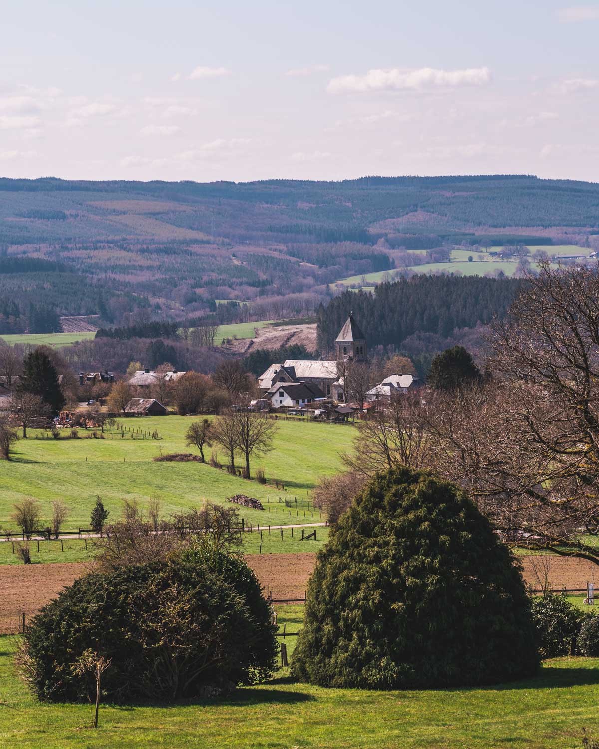 Stunning hike in Stoumont at Ambleve river and Chateau de froidcour (17 ...